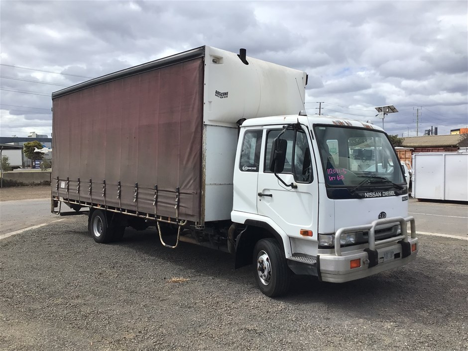 2007 Nissan UD MK240 (4 x 2) Curtainsider Rigid Truck