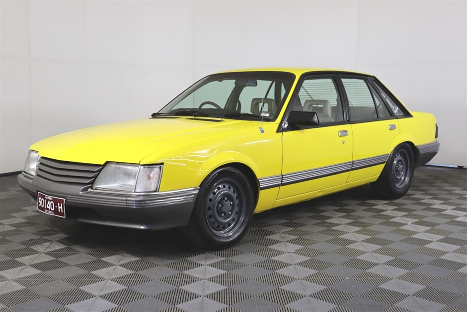 1984 VK Factory V8 Commodore (5.0 Automatic) Sedan Auction (0001 ...