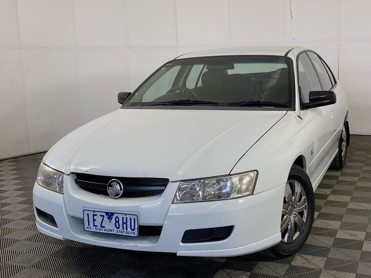 2005 Holden Commodore Executive VZ Automatic Sedan Auction (0001 ...