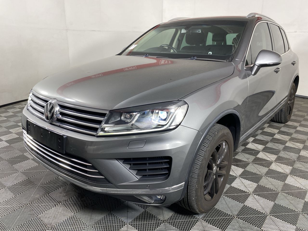 2016 Volkswagen Touareg 150TDI ELEMENT 7P T/D Auto 8/S Wagon WOVR ...