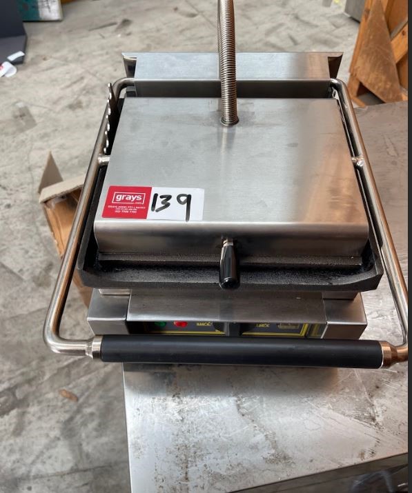 Roller Grill Single Pressure Toaster Auction (0138-5052347) | Grays ...