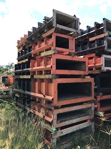 Qty 1 Stack of 6 Column Boxes Auction (0319-7044091) | Grays Australia