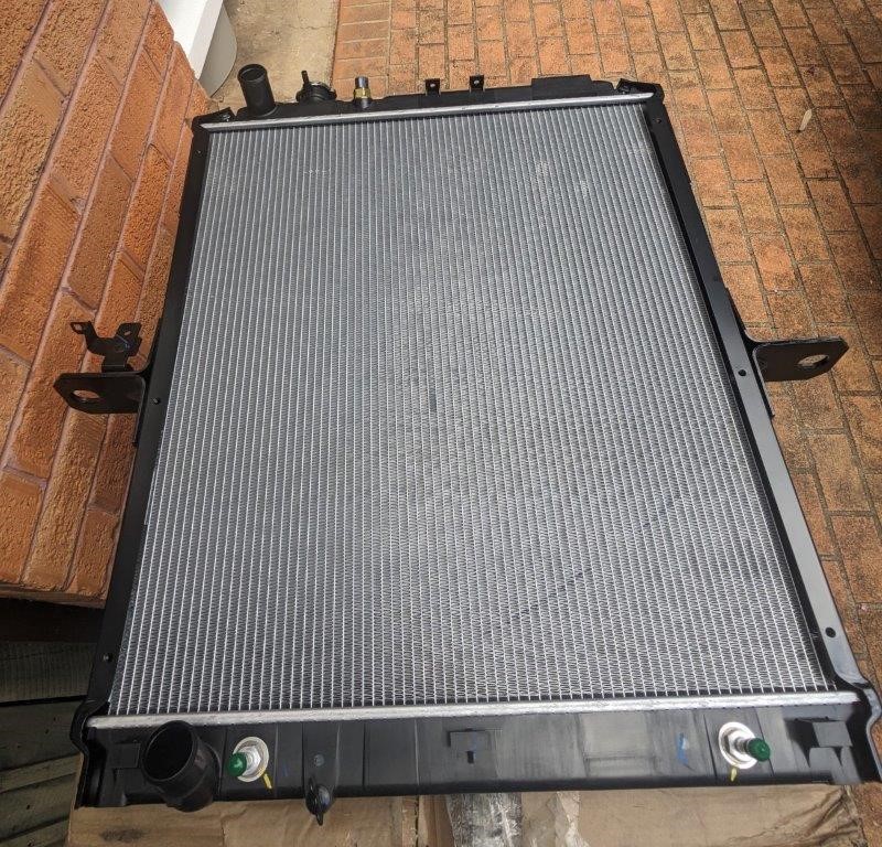 Isuzu Truck Radiator 8983008430 Auction (0052-5052379) | Grays Australia