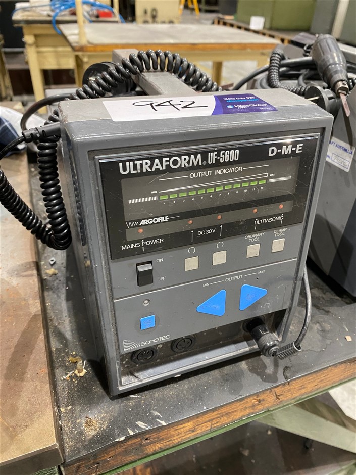 DME Ultraform UF-5600 Output Indicator Auction (0942-3025021) | Grays ...