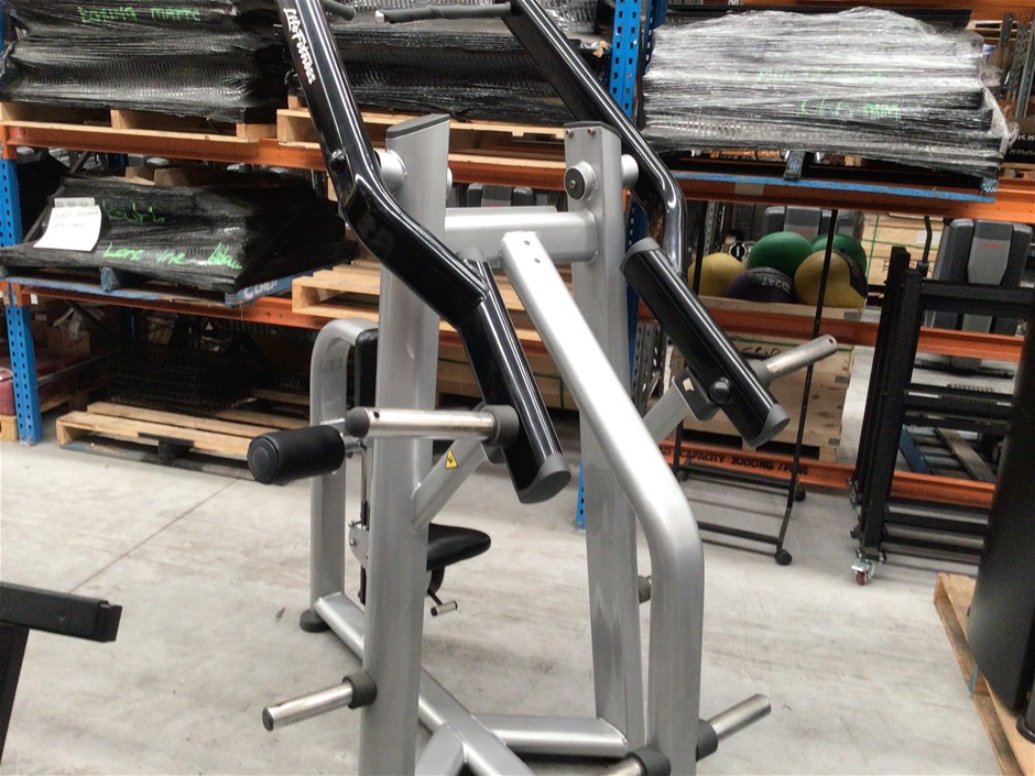 1 x Lift Fitness Front Pull Down Machine Auction (0124-3025070) | Grays ...