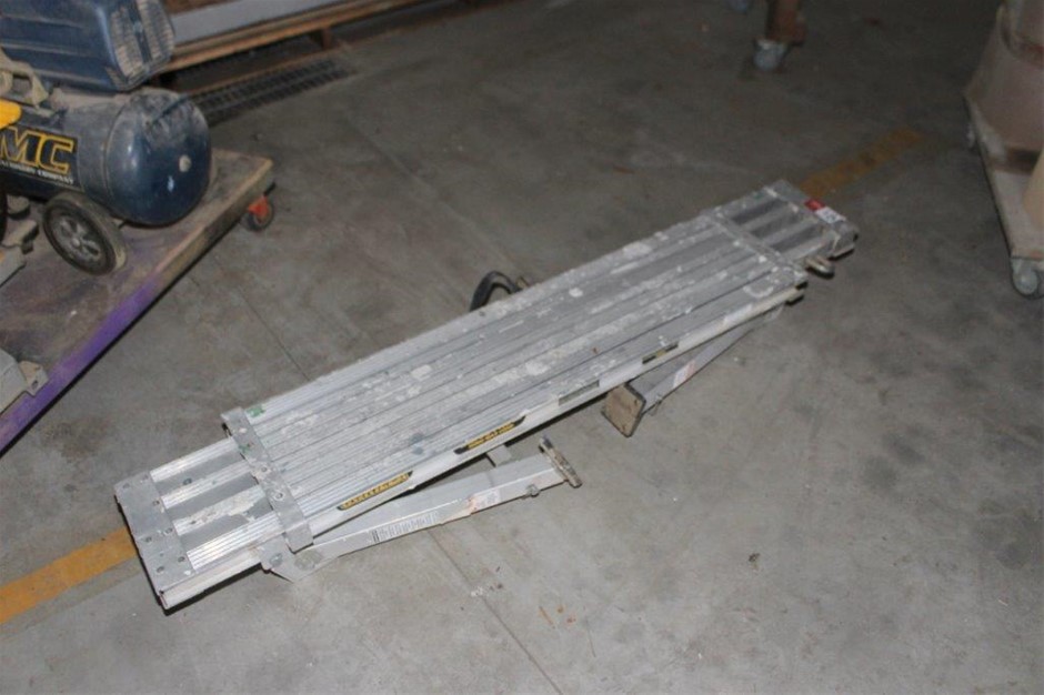 Gorilla MW010-1 Alloy Adjustable Platform Stand Auction (0038-5052479 ...