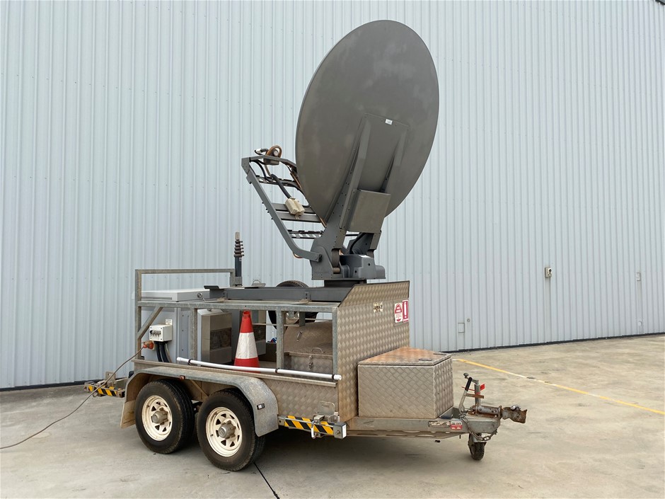2013 ICS Industries Taipan 28 Satellite Relay Dish Trailer Auction ...