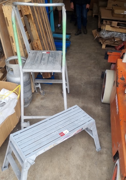 3 Step Mobile Platform Ladder with Wheels + Platform table Auction ...