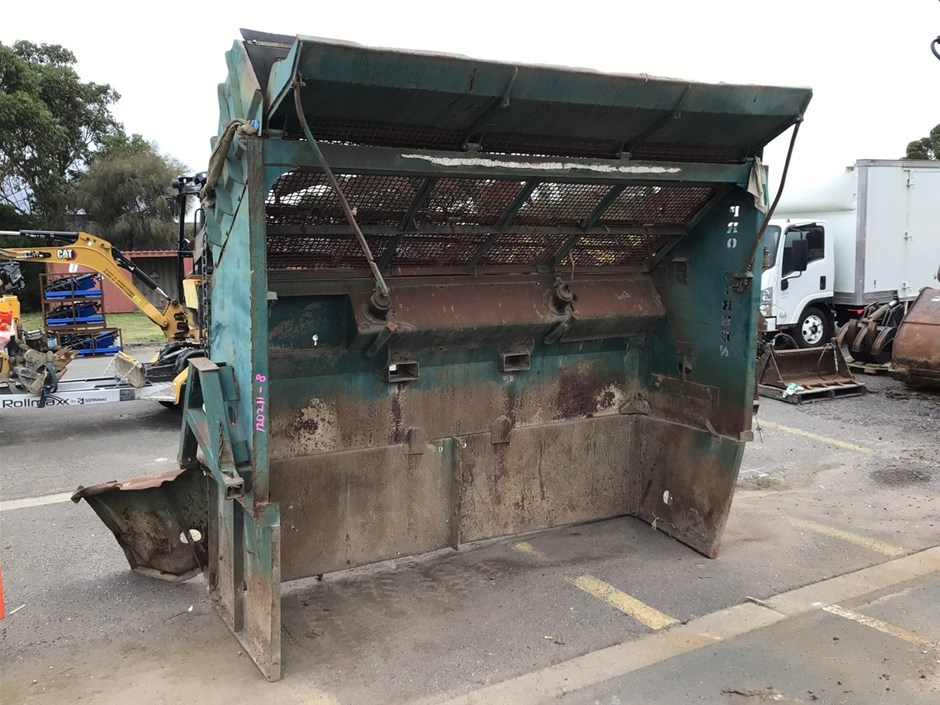 Pro Screen Soil Sifter Auction (0005-3025317) | Grays Australia