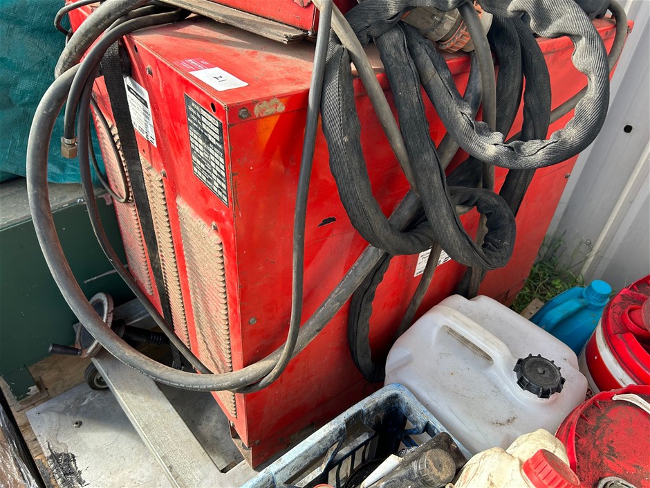 Red Arc Welder Auction (0021-7044268) | Grays Australia