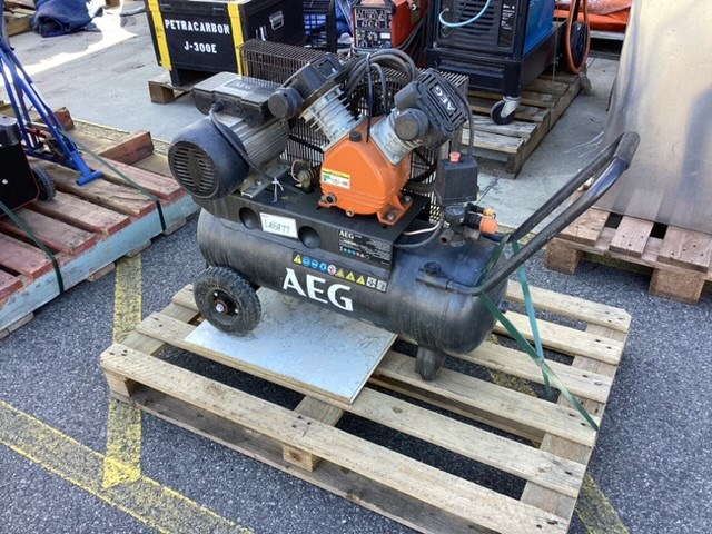 Pallet with AEG AC3050B Air Compressor Auction (0015-9040882) | Grays ...