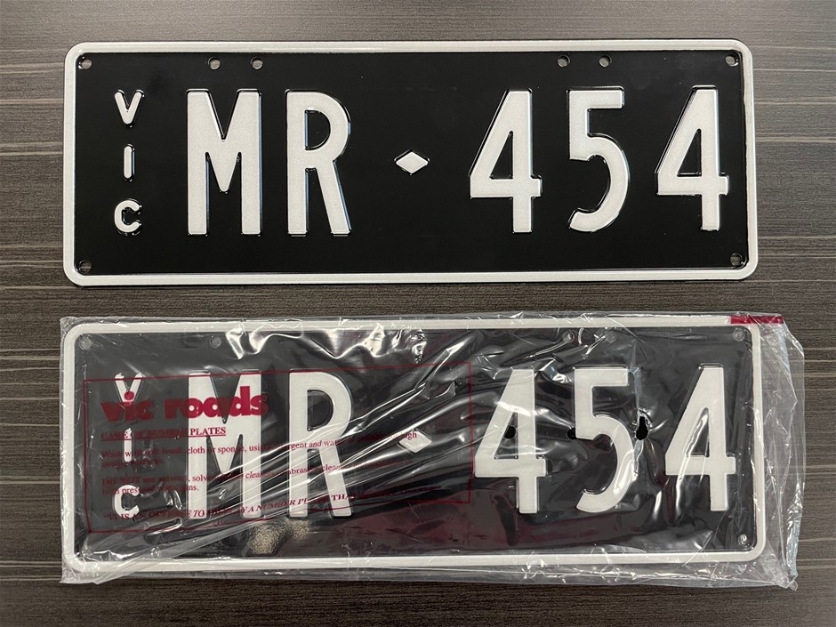 MR 454 (VIC Number Plates) Auction (0001-20083606) | Grays Australia