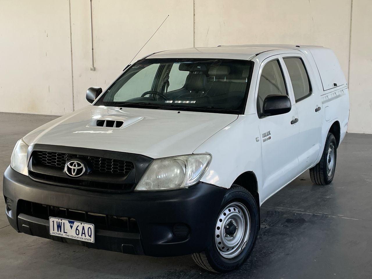 2011 Toyota Hilux (4x2) SR KUN16R Turbo Diesel Manual Dual Cab Auction ...