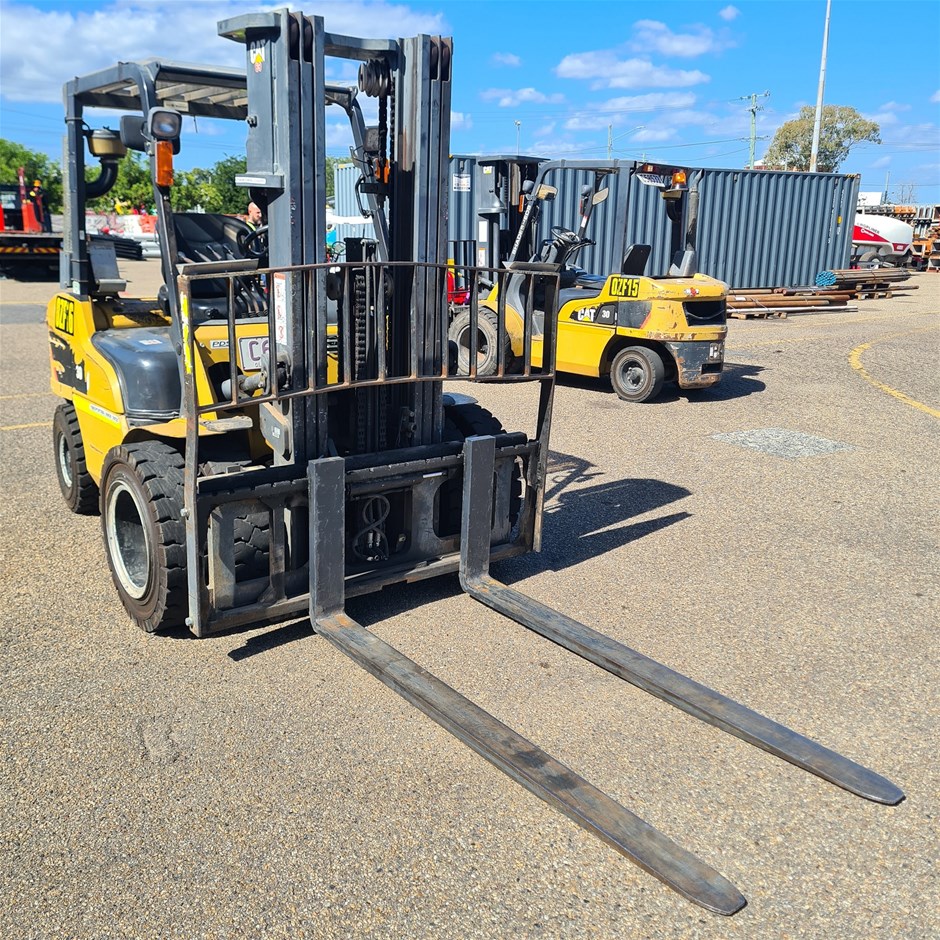 2008 Caterpillar DP30N Counterbalance Forklift Auction (0002-7044714 ...