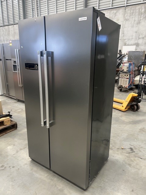 Coldstream Fridge Freezer Auction (0009-9041315) | Grays Australia