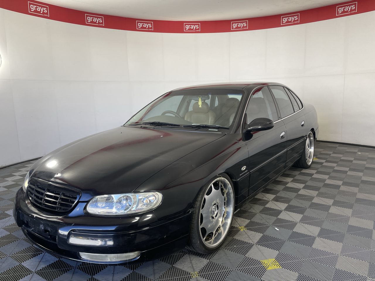 2002 Holden Statesman International WH II Automatic Sedan Auction (0001 ...