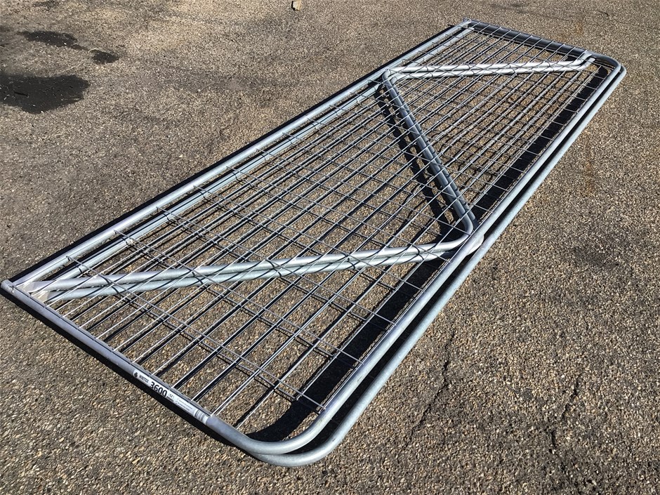 2 x WHITES RURAL 3600mm “N” Stay Gate Auction (0019-7045278) | Grays ...