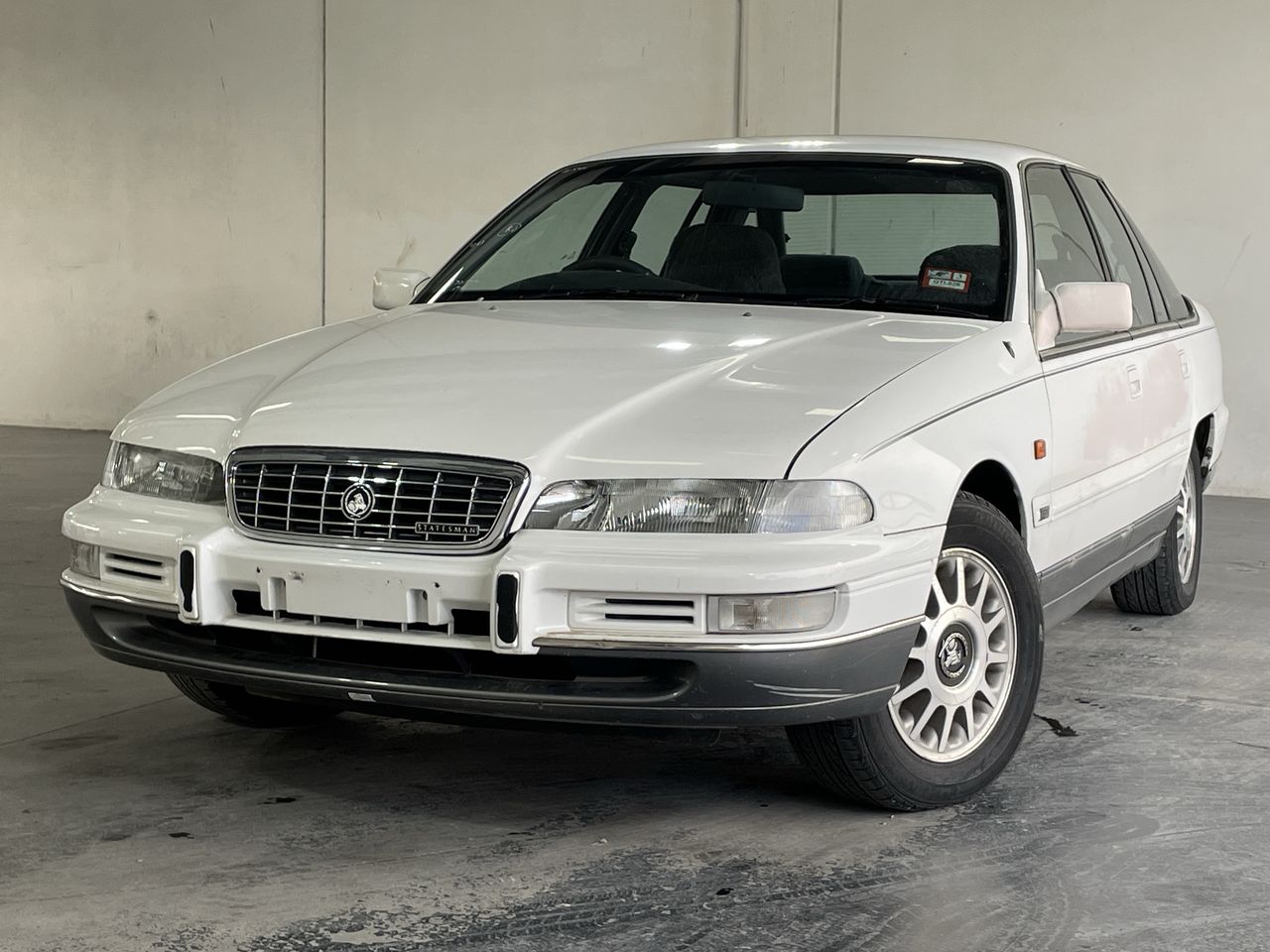 1995 Holden Statesman V8 VS Automatic Sedan Auction (0001-21002369 ...