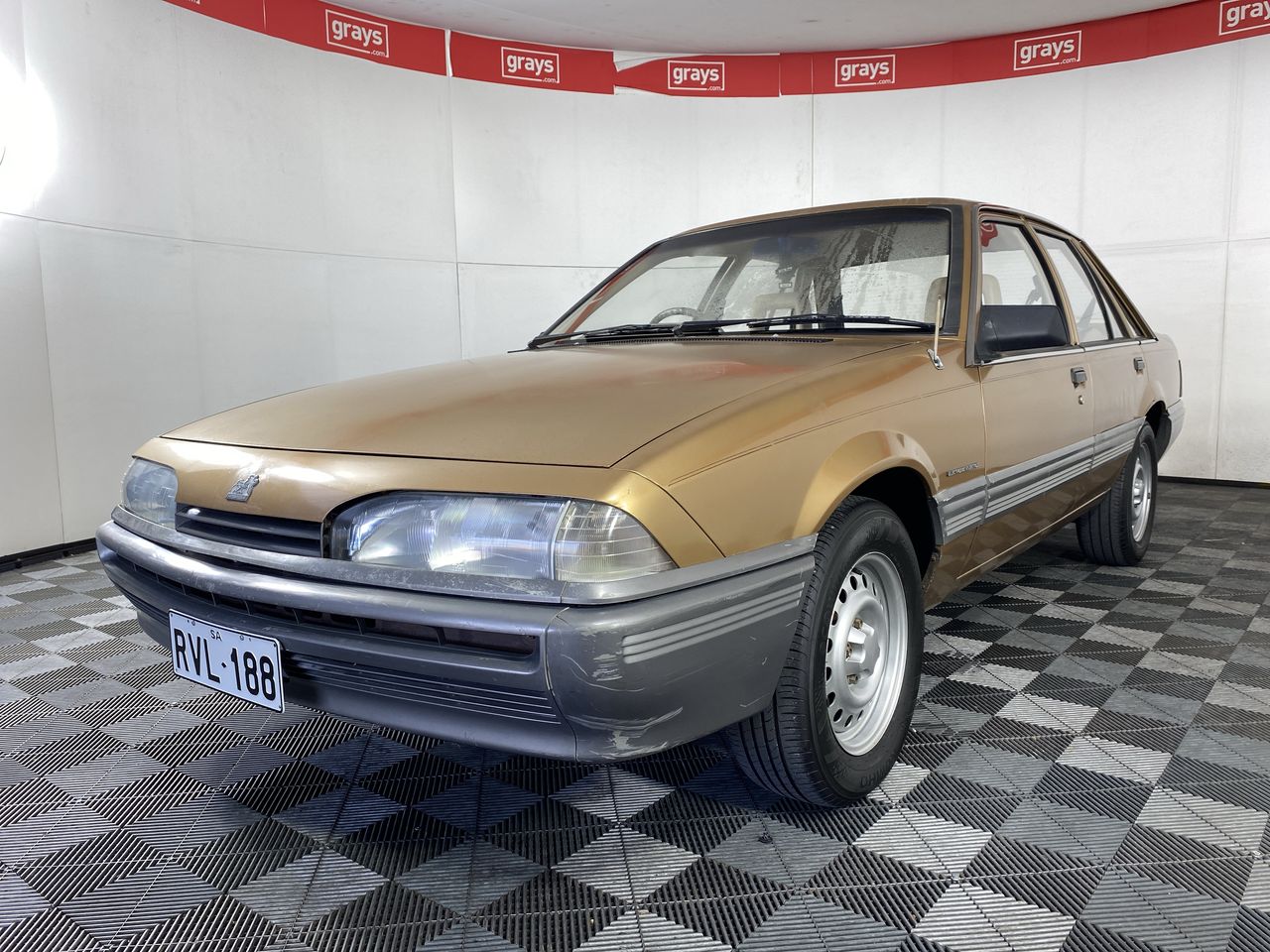 1988 Holden Commodore VL Factory Manual Sedan Auction (0001-60012160 ...
