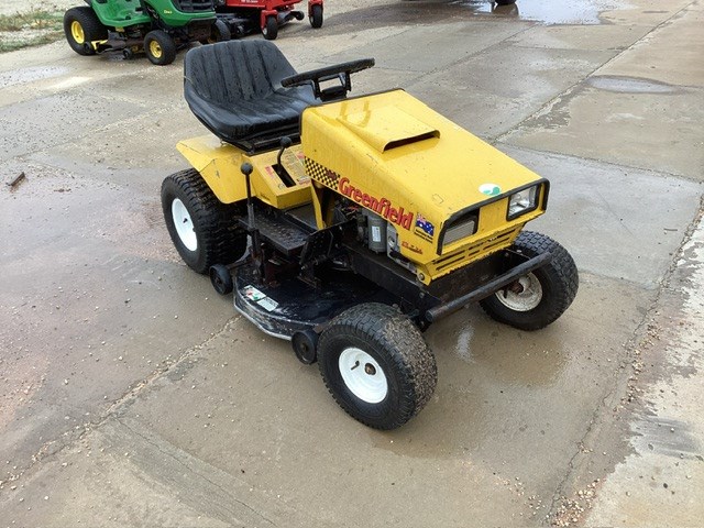 Greenfield Fast Cut 34 Ride On Lawn Mower Auction (0062-3025756 ...