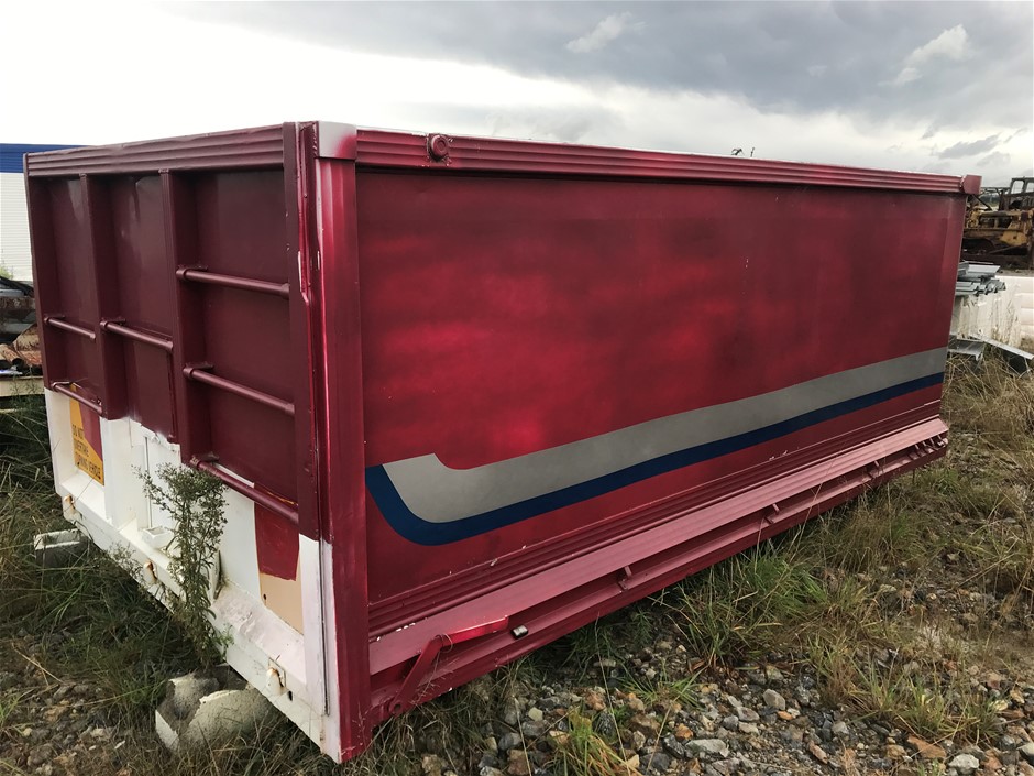 1x Alloy Tipper Body Red Auction (0065-3025277) | Grays Australia