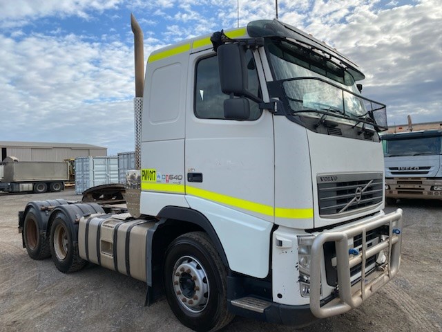 2011 Volvo FH13 540HP 6 x 4 Prime Mover Auction (0022-8017391) | Grays ...
