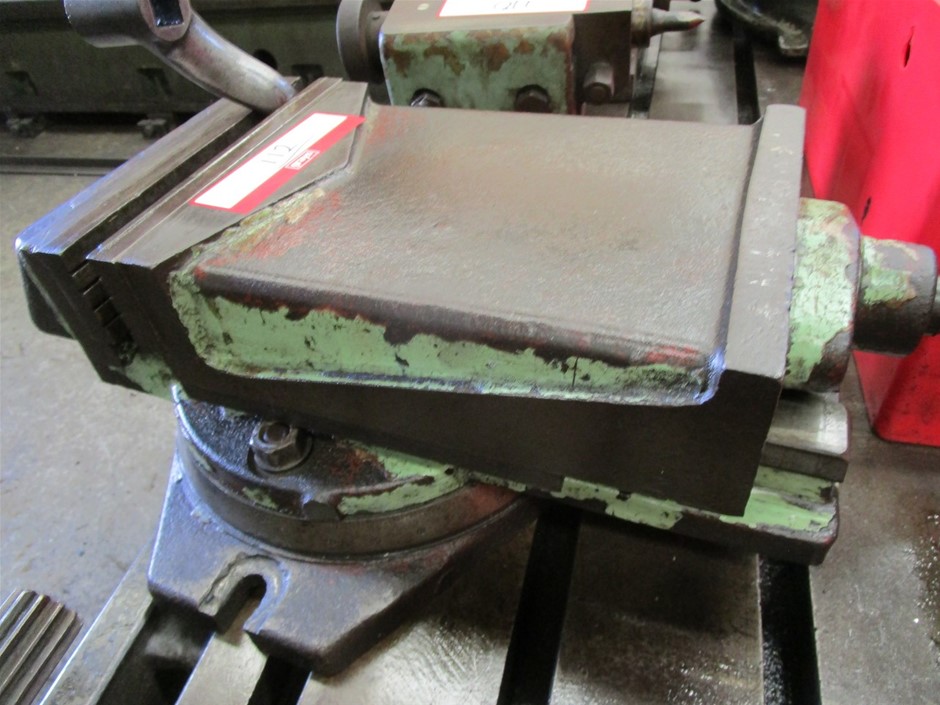 Machine Turntable Vice Auction (0112-7045311) | Grays Australia