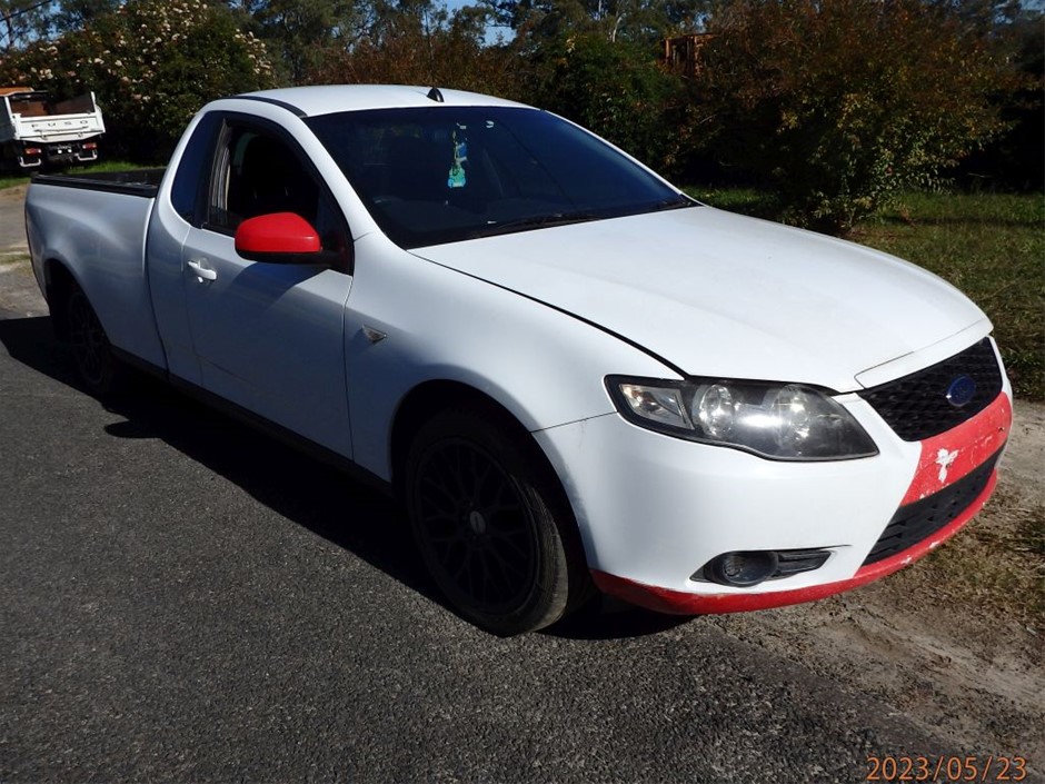 Damaged Ford Falcon FG Automatic Ute Auction (0002-5053134) | Grays ...