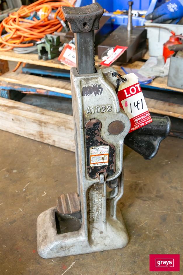 Simplex A1022 Machine Toe Jack Auction (0141-5052820) | Grays Australia
