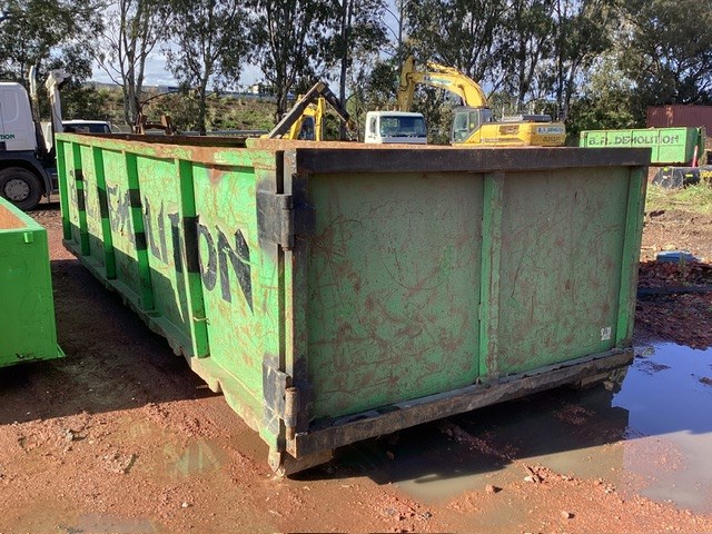 Green Tipper Bin Auction (0029-3026222) | Grays Australia