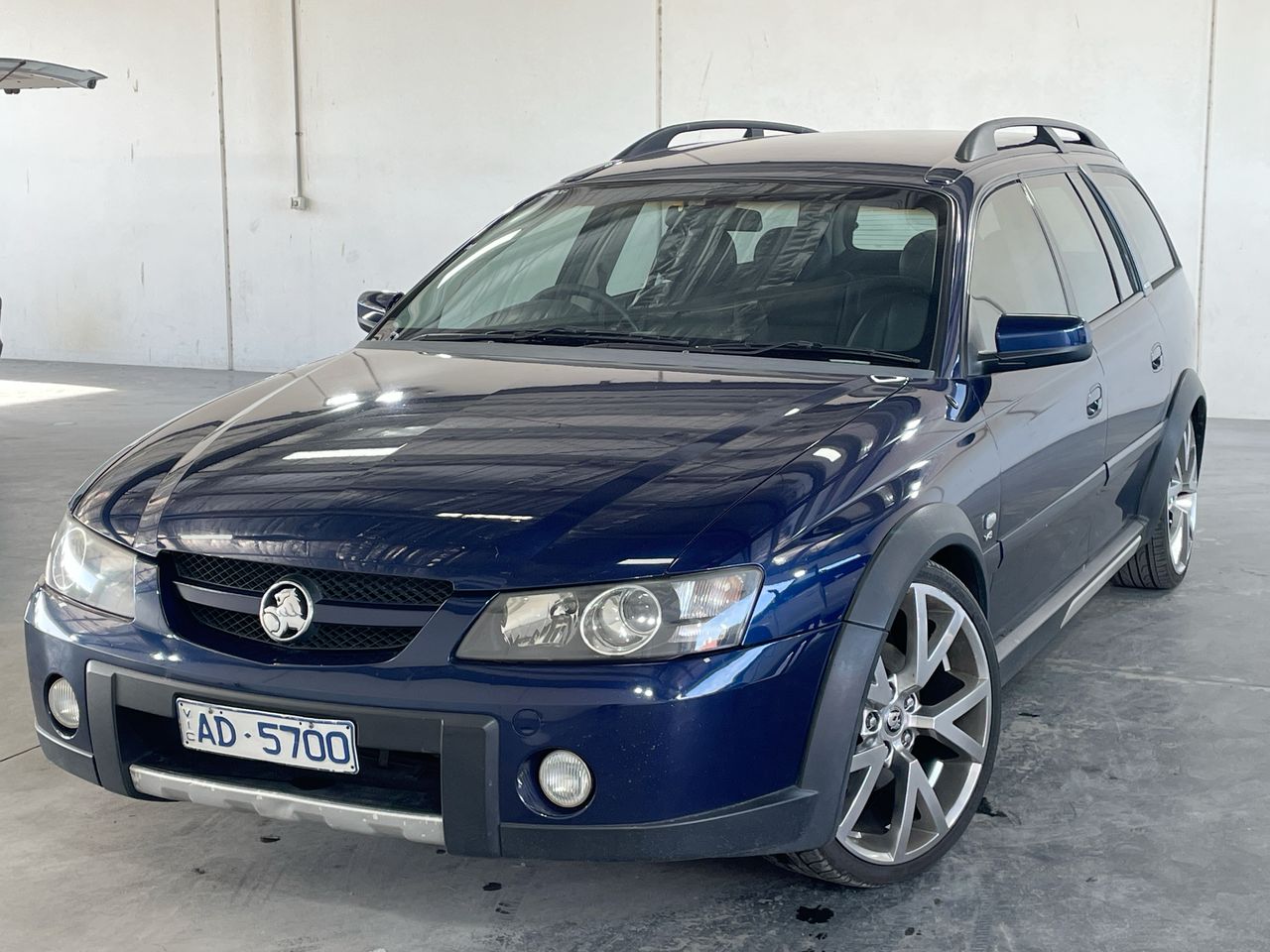 2004 Holden Adventra CX8 VY II Automatic Wagon Auction (0001-21003253 ...