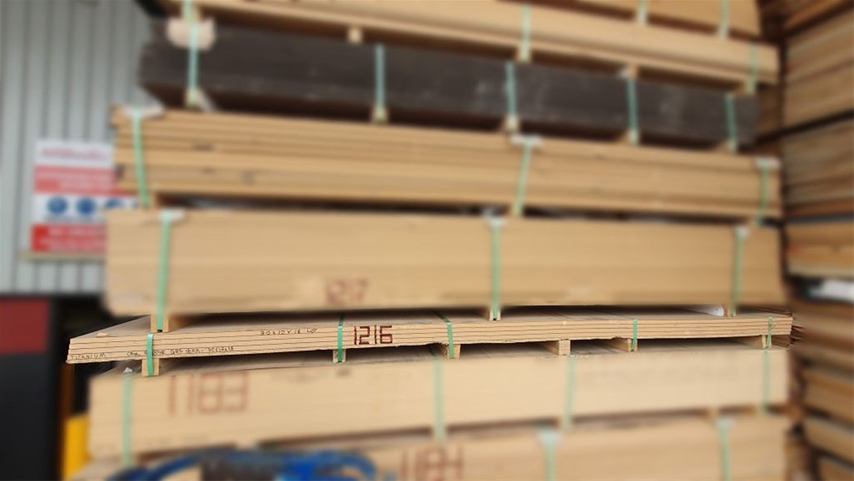 1x Pack of Boards Auction (1216-5053144) | Grays Australia