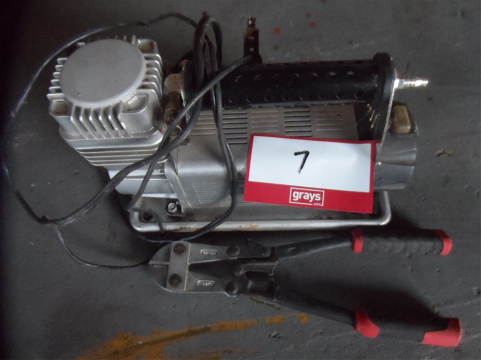 12v Air Compressor Auction (0049-8017465) | Grays Australia