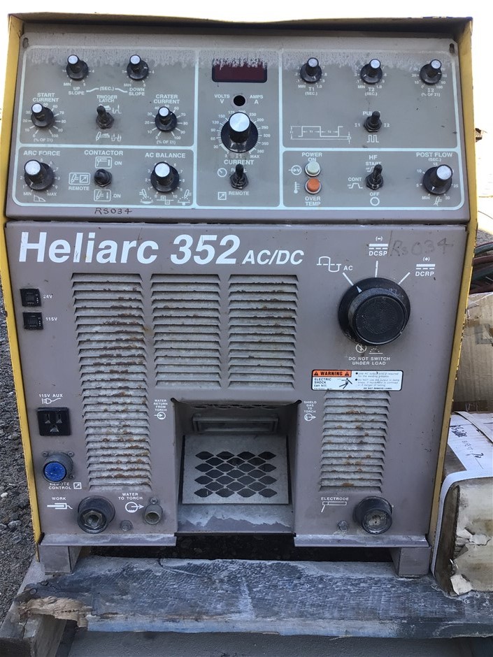 Esab Tig Welding Machine Heliarc 352 AC/DC Auction (0200-5053678 ...