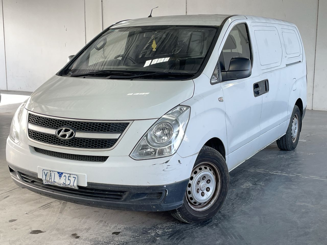 2010 Hyundai iLOAD TQ Turbo Diesel Automatic Van Auction (0001-21006914 ...
