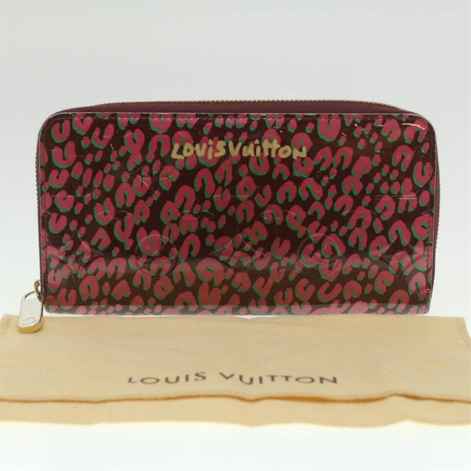 LOUIS VUITTON Vernis Leopard Zippy Purse Auction (0005-2553944) | Grays ...