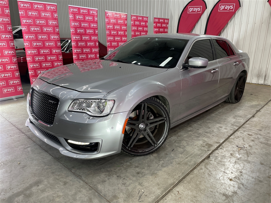 2015 Chrysler 300 SRT CORE LX Automatic - 8 Speed Sedan Auction (0001 ...