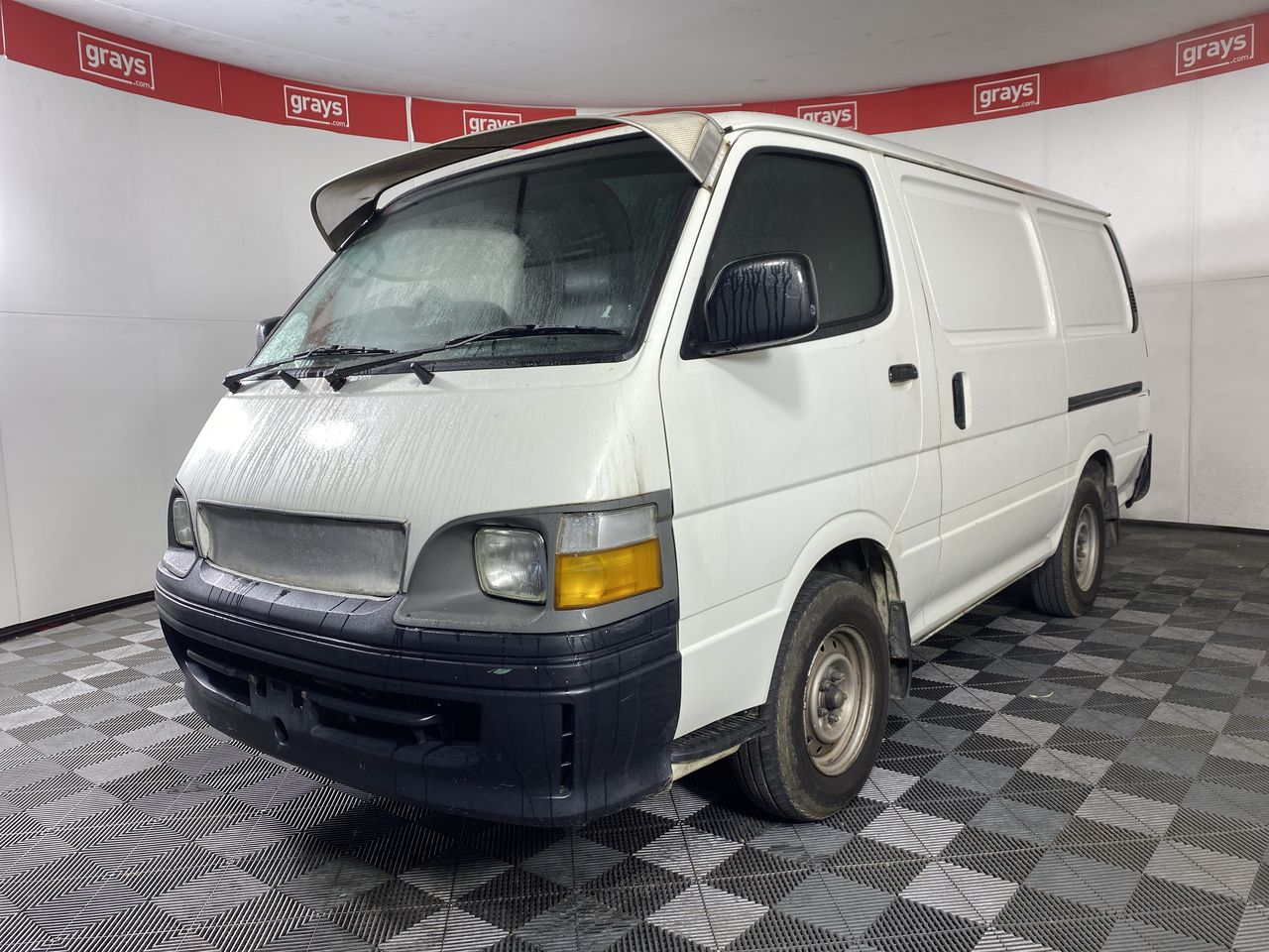 1999 Toyota Hiace RZH103R Automatic Van Auction (0001-60041502) | Grays ...