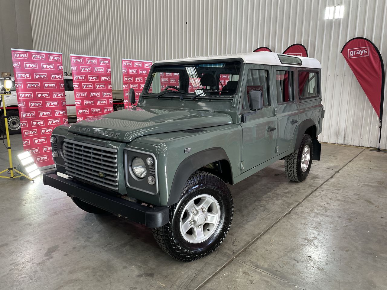Land Rover Defender 110 Turbo Diesel Manual 7 Seats Wagon Auction (0001 ...