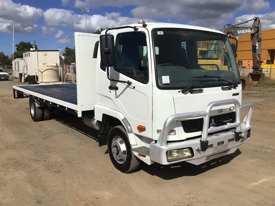 2012 Mitsubishi FK Fuso Truck