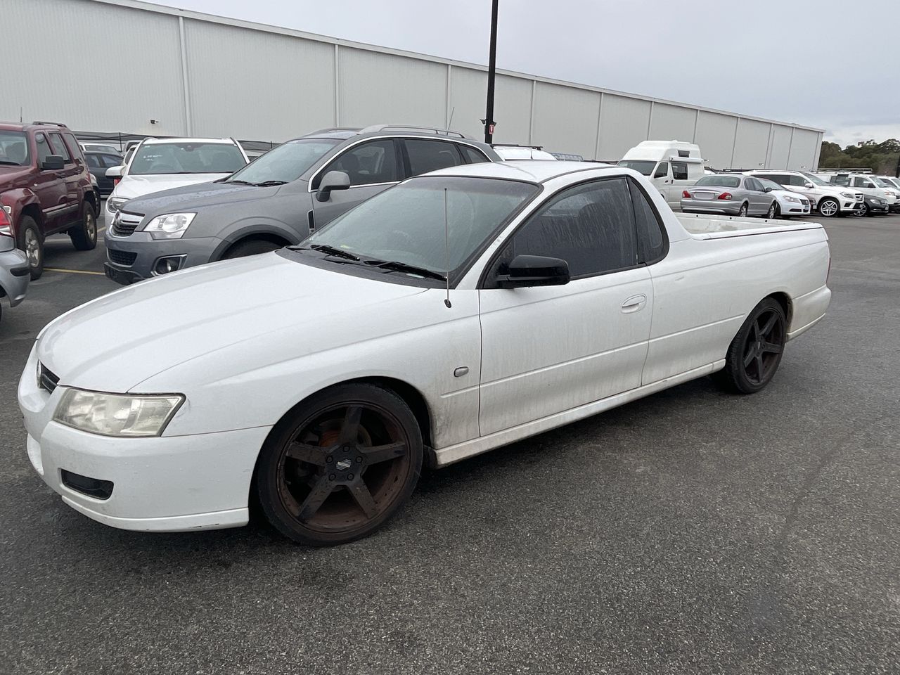 2005 Holden Ute VZ Automatic Ute Auction (0001-9043567) | Grays Australia