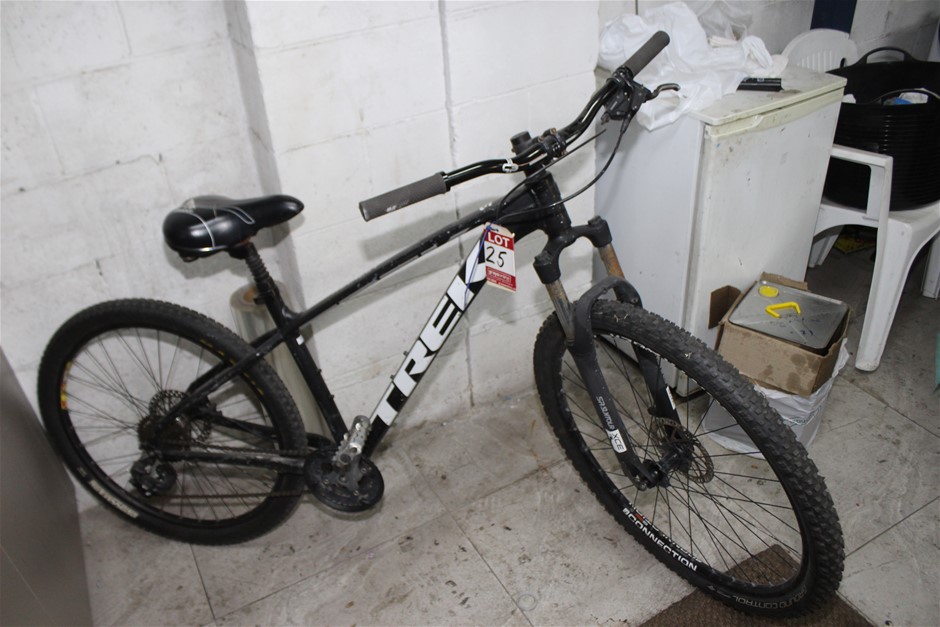 Marlin TREK 29" Mountain Push Bike Auction (0025-5053543) | Grays Australia
