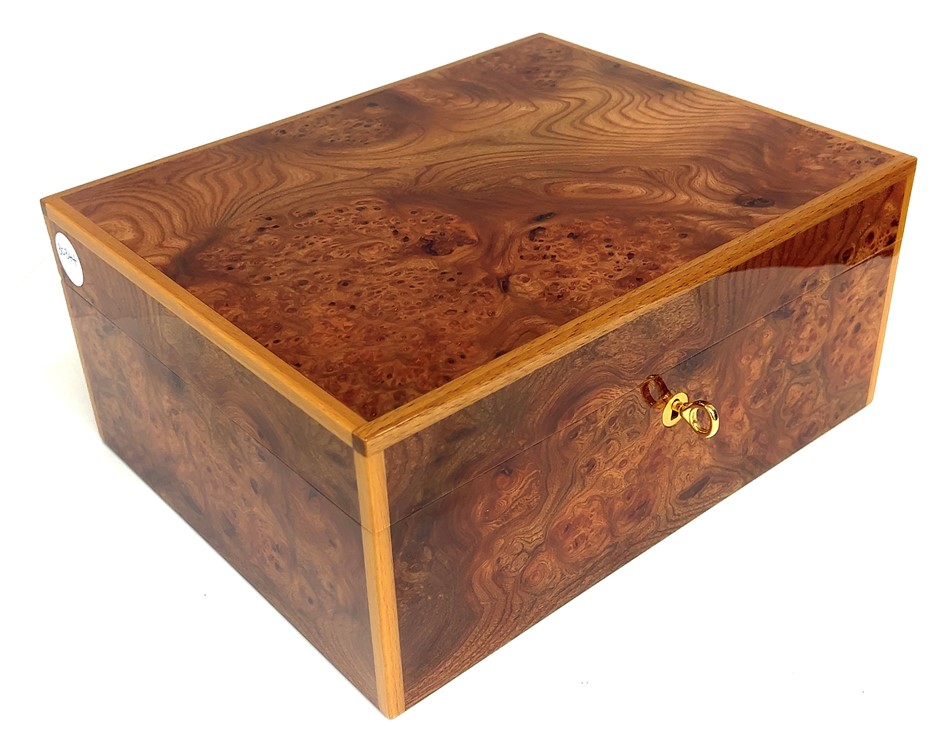 Moli Milano Walnut Cigar Box with Gentili Italy Hygrometer Auction ...