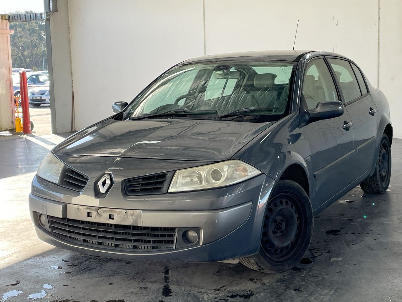 2008 Renault Megane Expression Automatic Sedan Auction (0001-21007039 ...