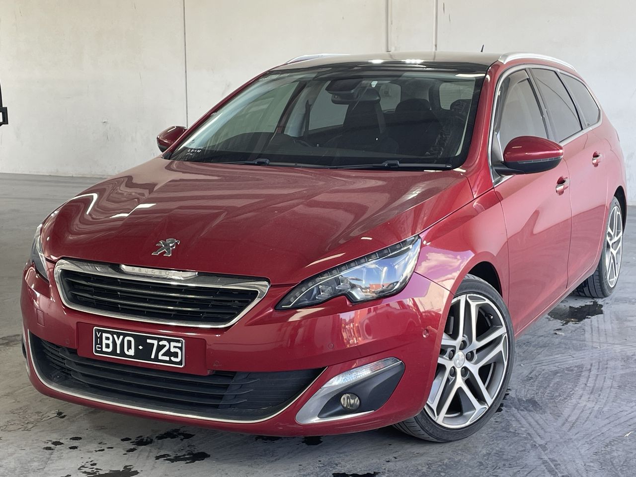 Peugeot 308 ALLURE PREMIUM TOURI Turbo Diesel Automatic Wagon Auction ...