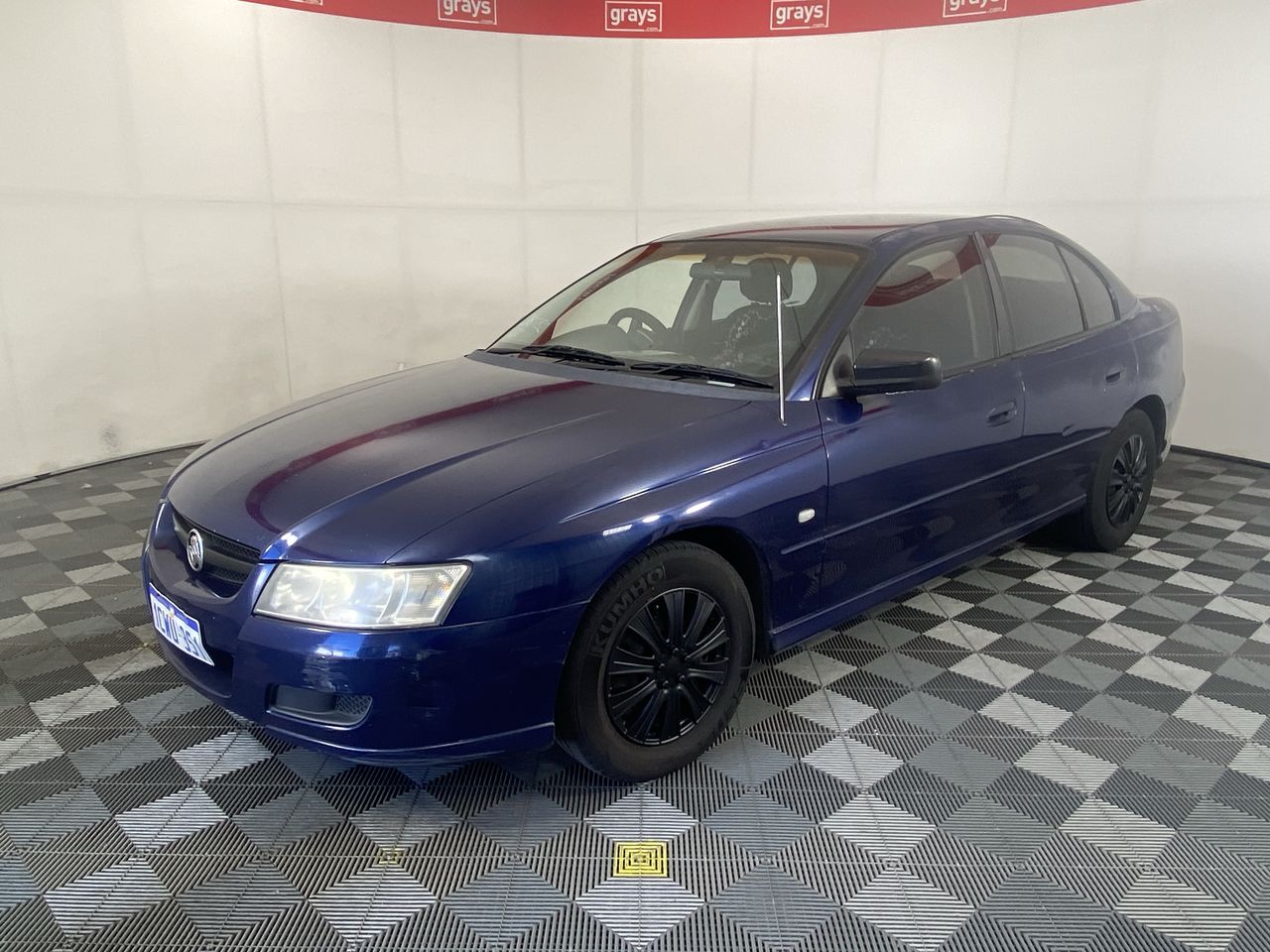 2006 Holden Commodore Executive VZ Automatic Sedan Auction (0001 ...