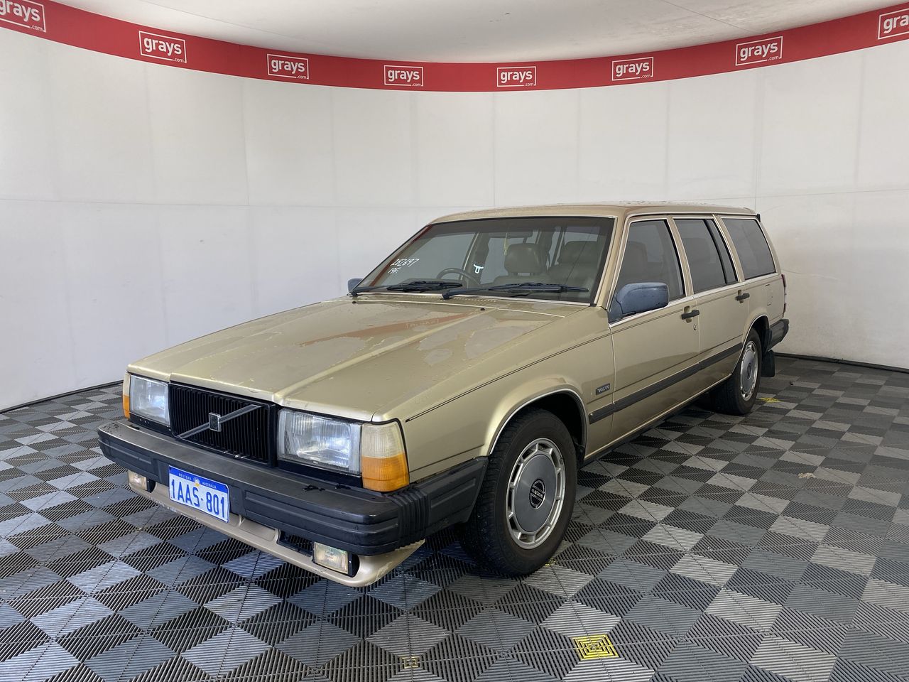 1988 Volvo 740 GLE Wagon Automatic 7 Seat Wagon Auction (0001-9044472 ...