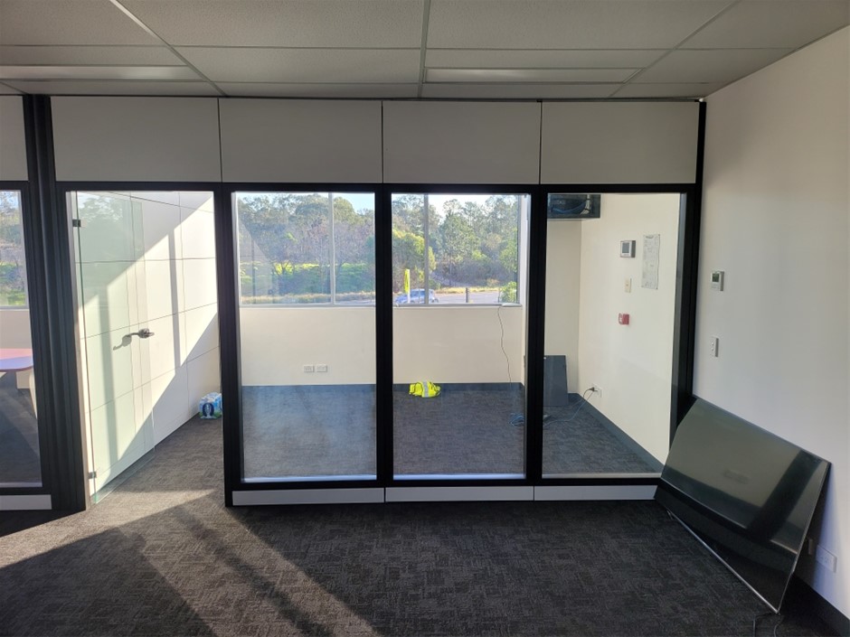 Modular Office Cubicle Compone Auction (0052-7047865) | Grays Australia