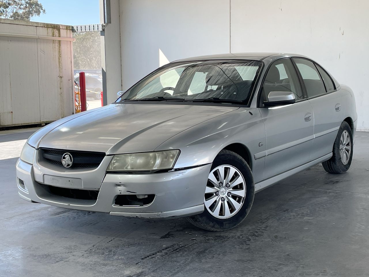 2004 Holden Commodore Acclaim VZ Automatic Sedan Auction (0001-21009255 ...