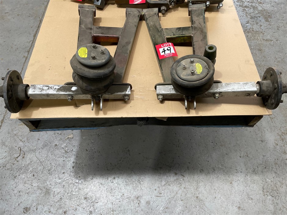 Suspension Arms with 6 Stud Stub Axles. Auction (0049-3026752) | Grays ...